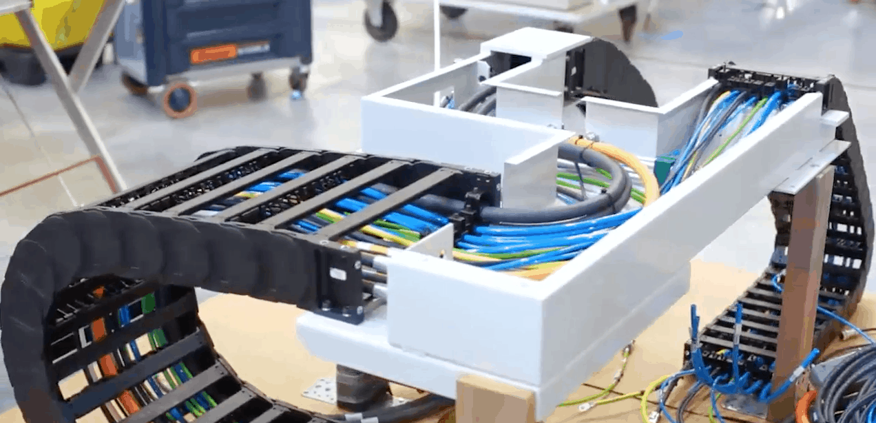 Video — Igus Readychain energy chain system